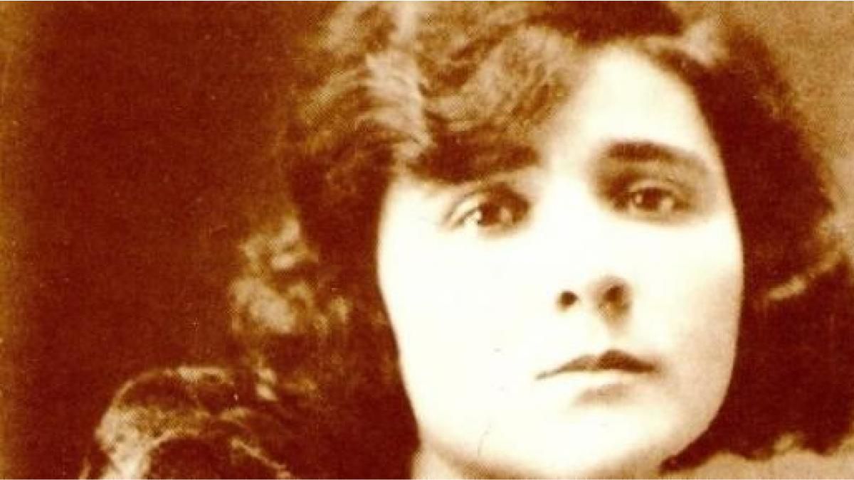 Florbela Espanca - Inconstância - Tudo é Poema